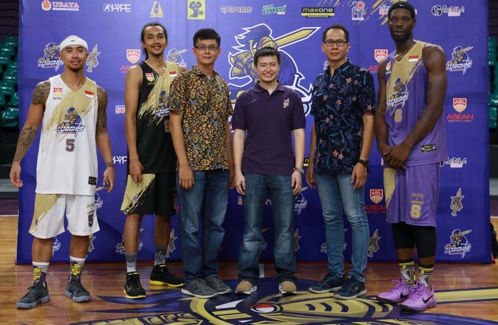 CLS Knights Bangga Pamer Logo Baru