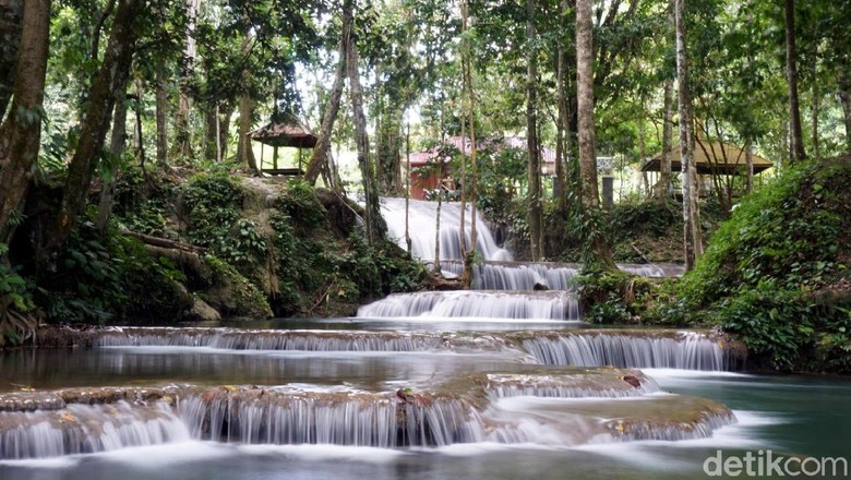 Air Terjun Salodik yang Fotogenik