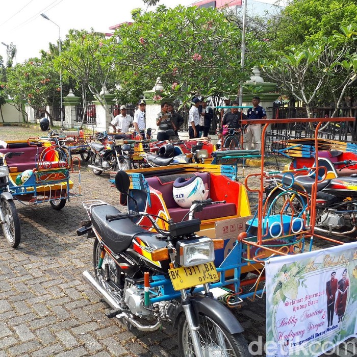 Warna-warni Becak Motor untuk Kirab Kahiyang-Bobby di Medan