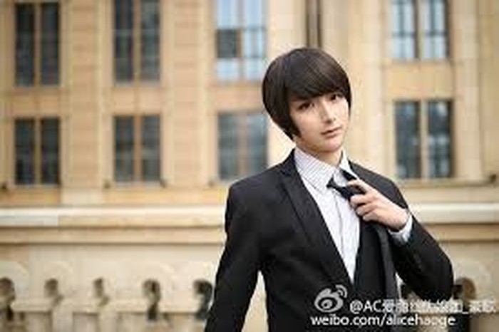 Jangan Naksir Dulu! Cosplayer Imut Ini Ternyata Cowok