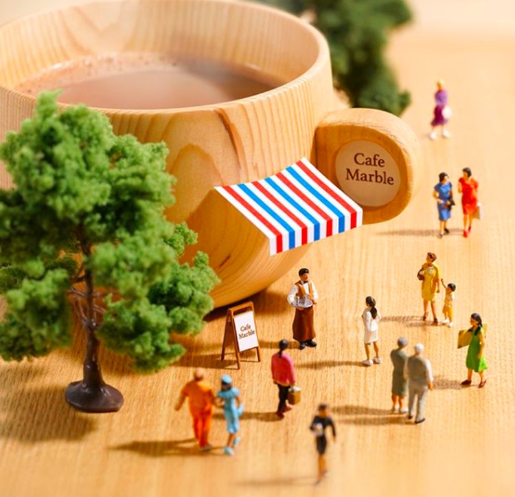 Dunia Miniatur Keren Ini Dibuat Tiap Hari dalam 6 Tahun
