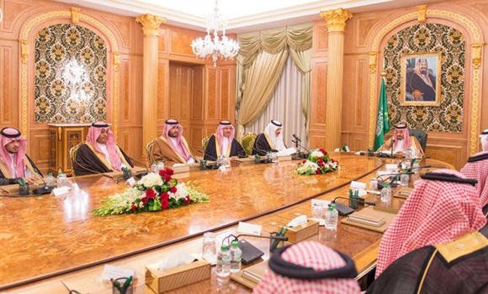 Momen Aktivitas di Istana Raja Salman yang Ditarget Rudal Houthi