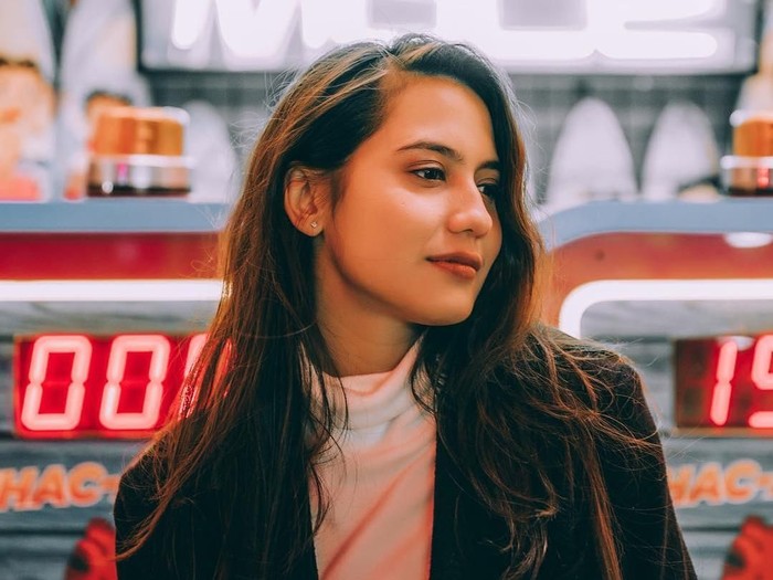 Ungkapan Cinta Pevita Terhadap Pernikahan Keenan Pearce Ungkapan Cinta Pevita Terhadap Pernikahan Keenan Pearce