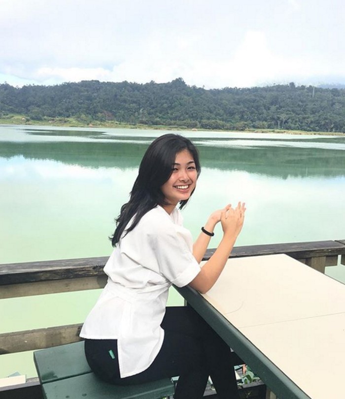 Cantiknya Elisa Jonathan yang Didoakan Segera Jadi Mantu Ahok