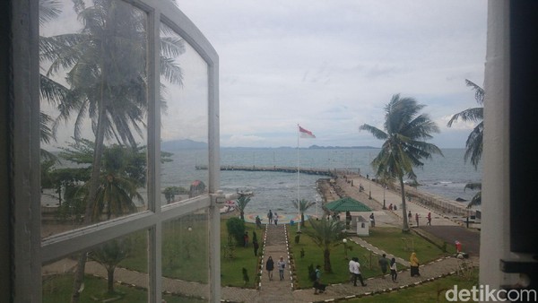 Foto: Anyer yang Tak Hanya Pantai