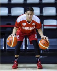 10 Foto Bugarnya Pebasket Daniel Wenas, Pacar Baru Mikha Tambayong