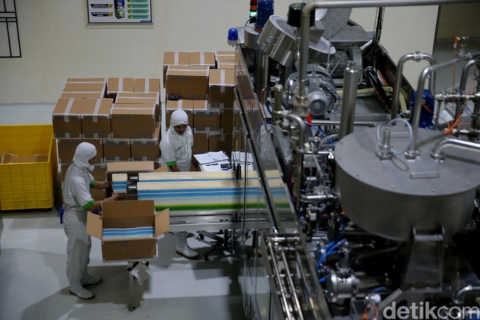 Melihat Pabrik Susu Modern di Malang