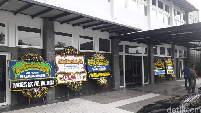 Foto: Suasana Rumah Duka Pendiri Matahari Hari Darmawan