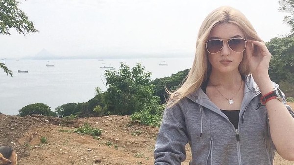 Foto: Gaya Traveling Atlet Voli Rusia yang Secantik Barbie