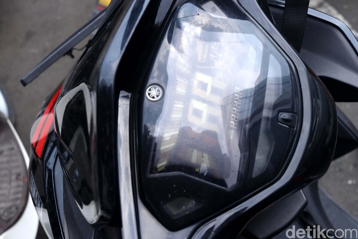 Speedometer Aerox 155 Berembun, Begini Penampakanya