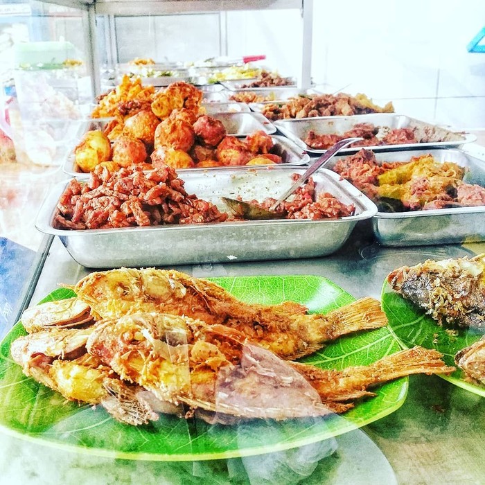 Murah Meriah! Menu Warteg Pilihan Netizen yang Cocok untuk Tanggal Tua