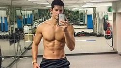 Isai Ortiz, Pilot Ganteng Bertubuh Kekar