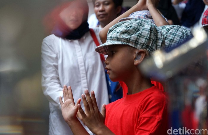 Aksi Anak-anak ABK di Hari Buku Internasional