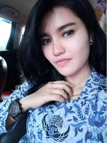 Disebut Netizen Mirip Miyabi, Ini Kata PNS Cantik Asal Karawang Disebut Netizen Mirip Miyabi, Ini Kata PNS Cantik Asal Karawang