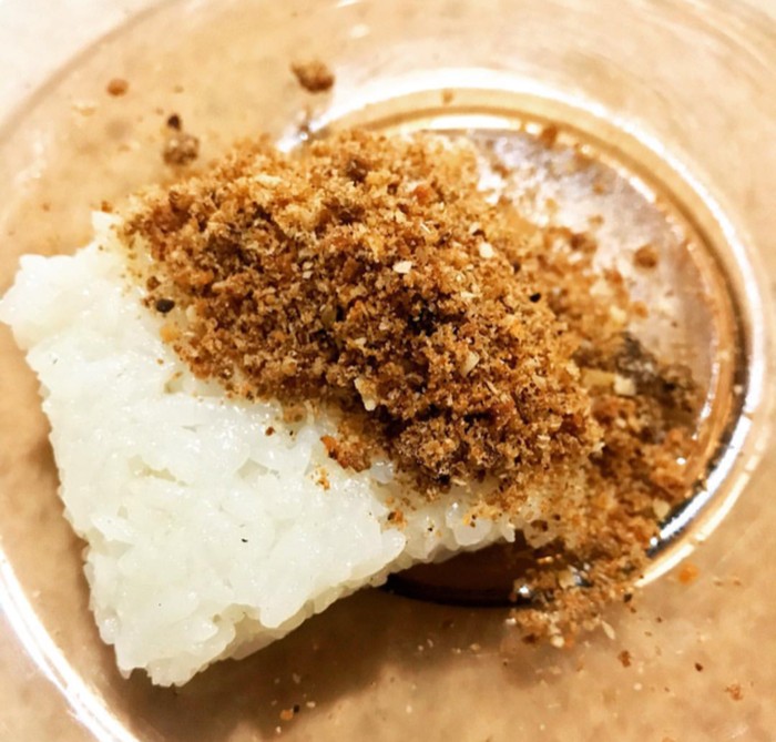 10 Ketan Kukus dengan Aneka Topping Ini Enak Buat Sarapan dan Camilan