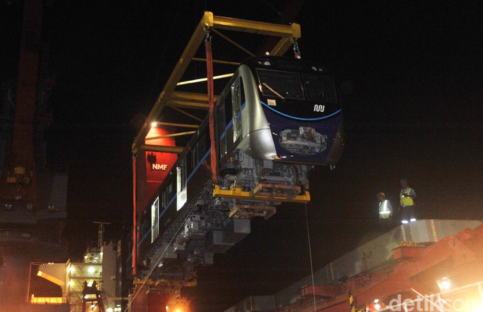 Begini Bentuk Kepala Kereta MRT