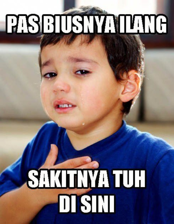 10 Meme Kocak Sunat yang Bikin Cowok Ngerasa Ngilu-ngilu Lucu