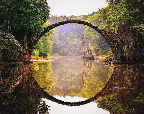 Foto: Jembatan Setan yang Misterius di Jerman
