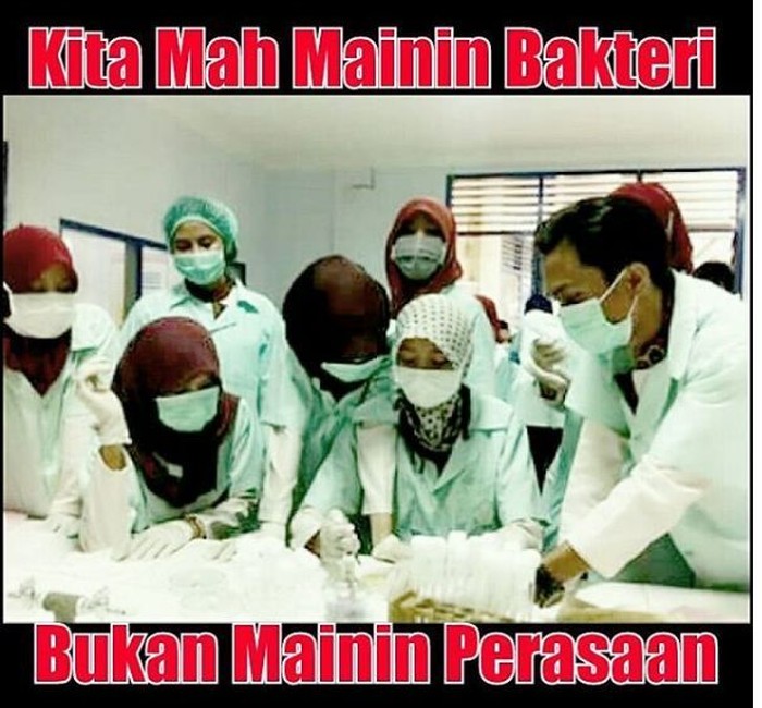 Kumpulan Meme Anak Farmasi Galau, Kocak Banget!