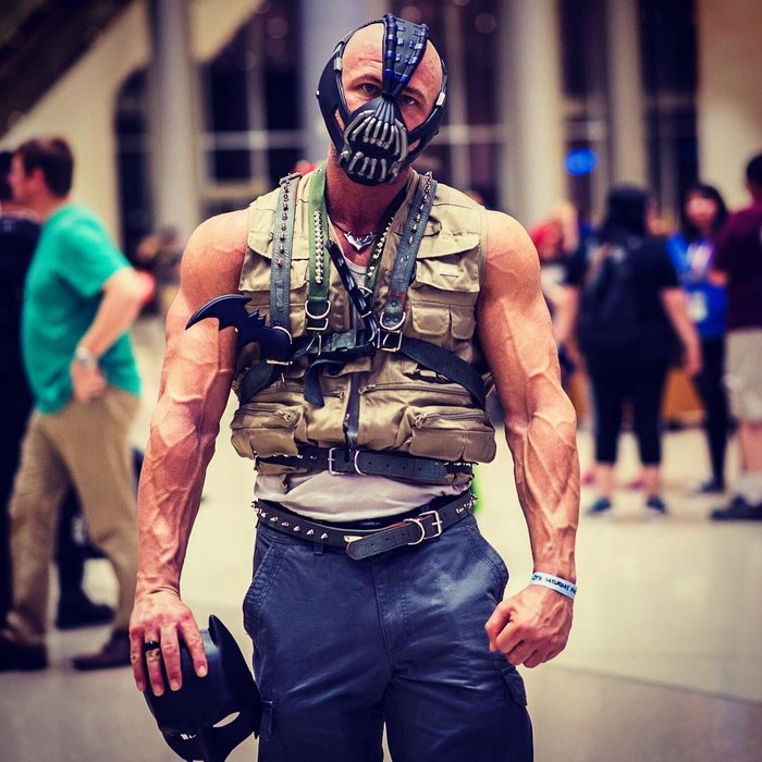Potret Brian Cooper, Binaragawan Kekar yang Gemar Cosplay