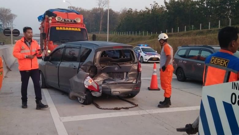 Pengemudi Ngantuk Akibatkan Kecelakaan Beruntun Di Tol Madiun