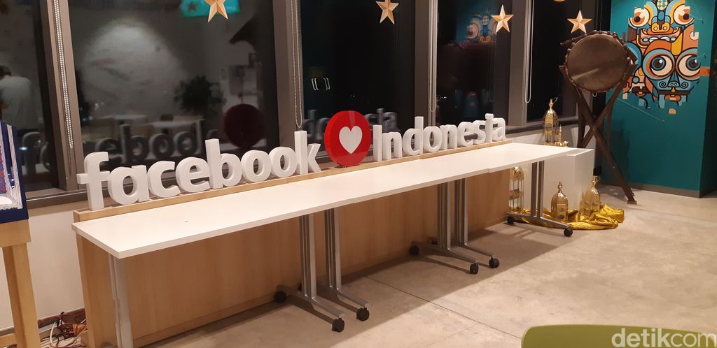 Mengintip Kantor Facebook Indonesia yang Nyeni