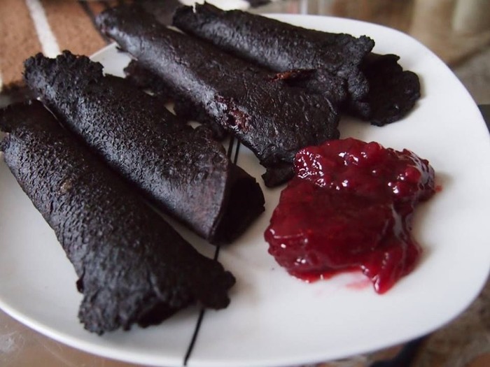 Hii..! 10 Makanan Khas Ini Terbuat dari Campuran Darah Segar Hewan