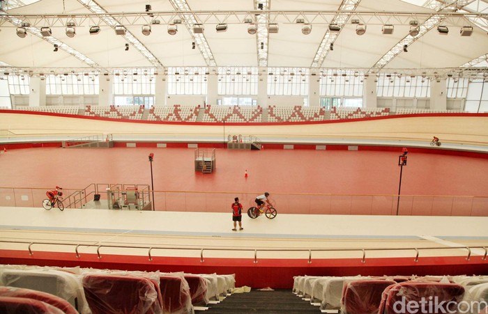 Megahnya Arena Balap Sepeda Velodrome Kebanggaan Indonesia