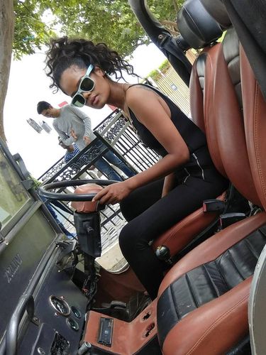 Cerita Model India yang Kebanjiran Tawaran Kerja karena Mirip Rihanna ...