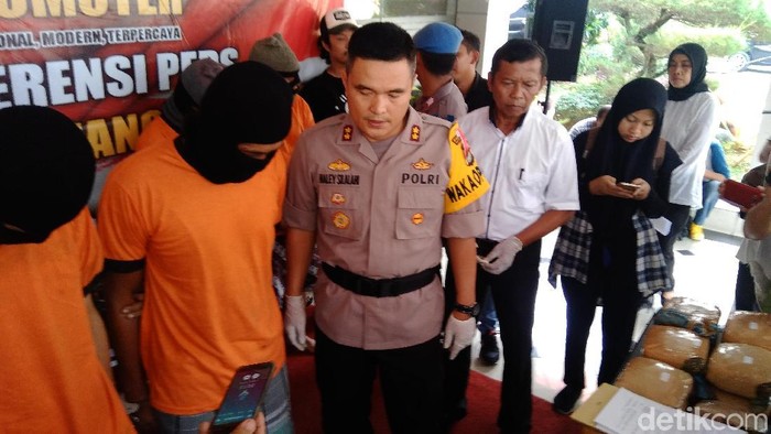 Sindikat Pengedar 15 Kg Ganja Dan Sabu Ditangkap Di Tangerang