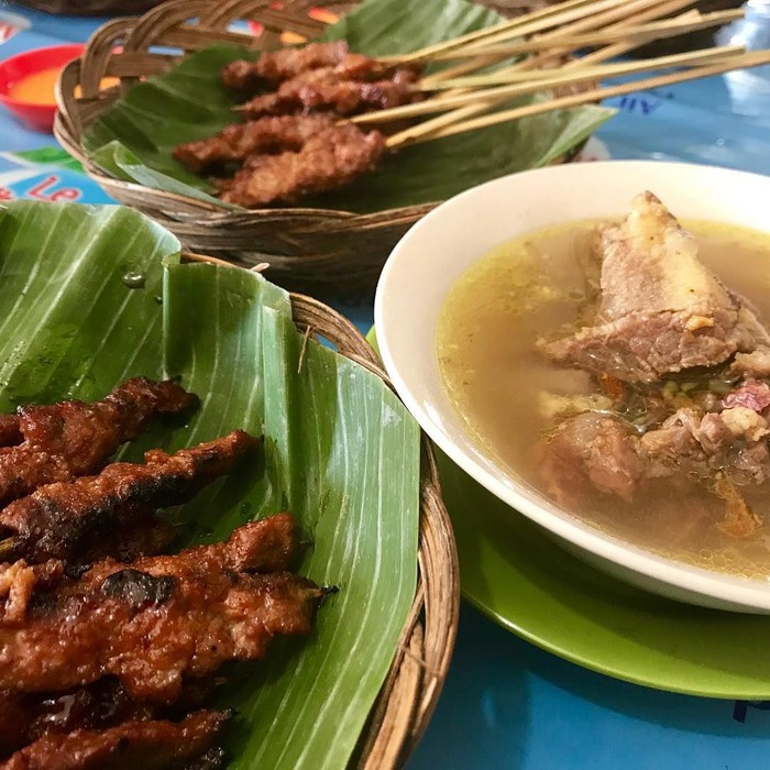 Pedas Menyengat! 10 Sate Rembiga Khas Lombok Pilihan Ini Dijamin Bikin ...