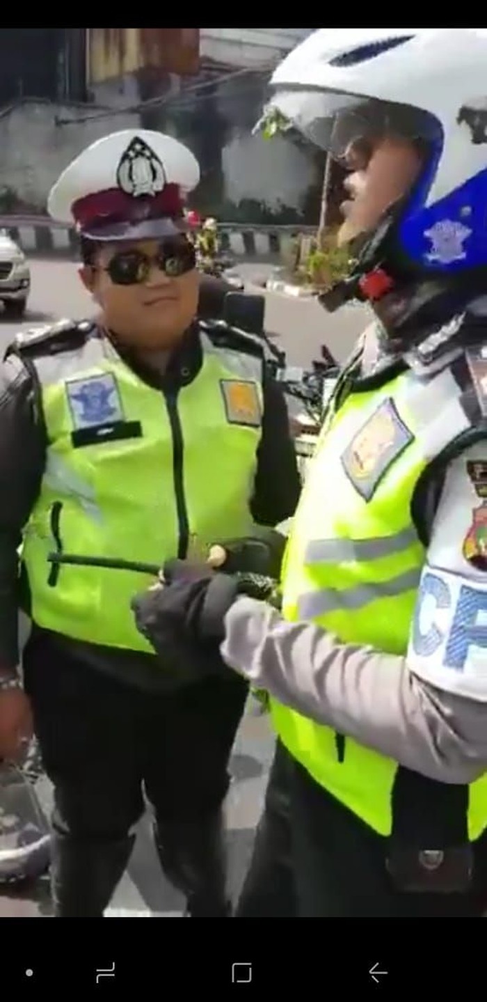 Joseph Polisi Gadungan di JLNT Ingin Menjadi Anggota Polri Joseph Polisi Gadungan di JLNT Ingin Menjadi Anggota Polri
