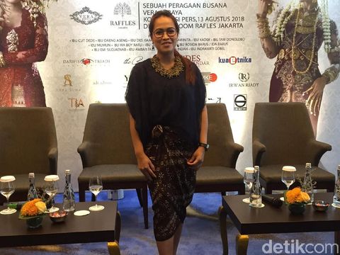 Mengenal Vera 'Kebaya' Anggraini, Desainer Langganan Selebriti dan Pejabat