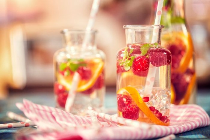 Ini 10 Infused Water Buah dan Sayur yang Kaya Manfaat