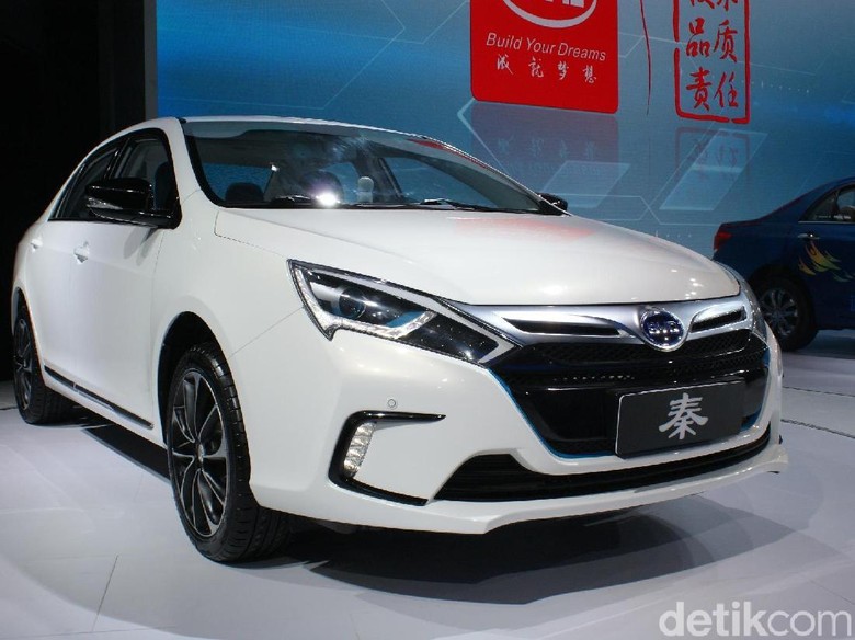 Mengenal Merek China BYD, Foday, dan Rusia Lada, dan GAZ