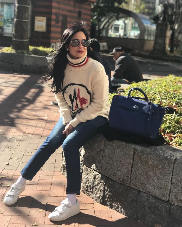 Cantiknya Loemongga, Mantan Model yang Juga Istri Mensos Agus Gumiwang Cantiknya Loemongga, Mantan Model yang Juga Istri Mensos Agus Gumiwang