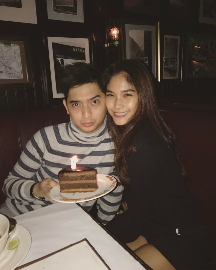 Ini Pose Cantik Garneta Haruni Saat Makan Bersama Sang Putri
