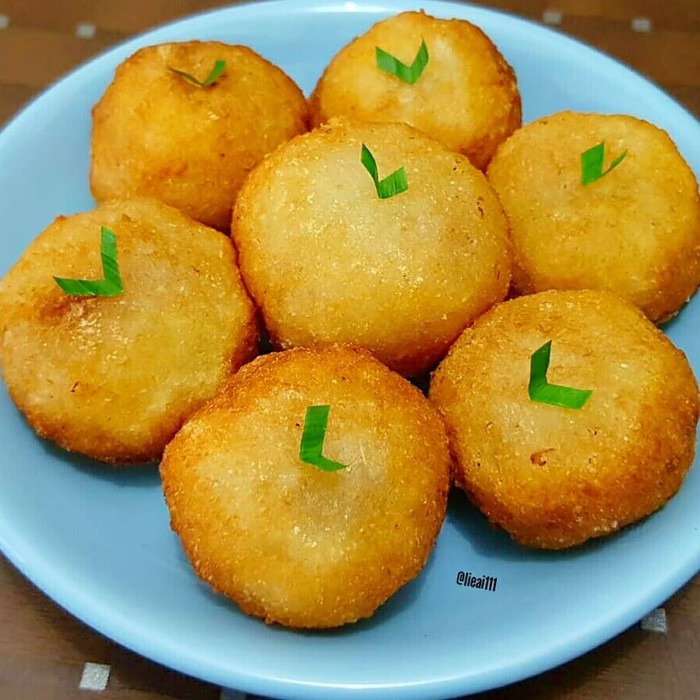 Sore Ini Ngemil Combro dan Misro, Jajanan Murah Meriah yang Bikin Nagih