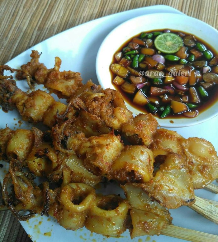 Siap-siap Gagal Diet, 10 Sate Cumi Ini Menggoda Banget Buat Camilan Sore Siap-siap Gagal Diet, 10 Sate Cumi Ini Menggoda Banget Buat Camilan Sore
