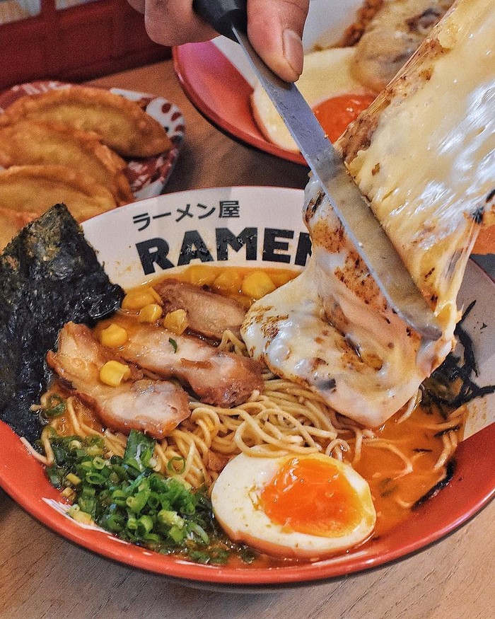 Slurp! 20 Tempat Ini Punya Ramen Mulur Berkuah Kental yang Gurih Sedap