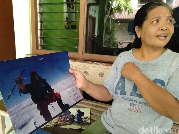 Foto: Clara, Pendaki Indonesia Pertama di Puncak Everest