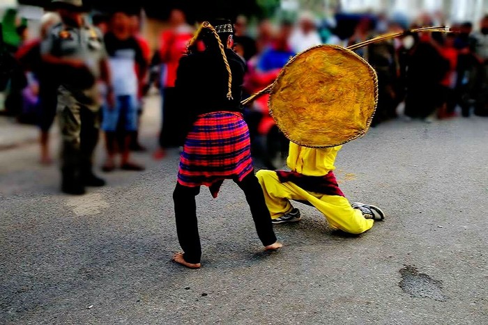 Potret Atraksi Budaya Suku Mbojo di Bima yang Fotogenik