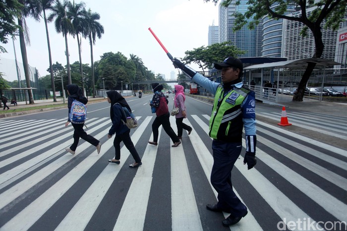 Beda Pelican Crossing RI dan Luar Negeri