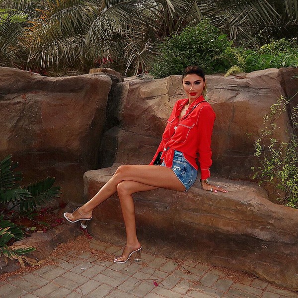 Foto: Liburannya Morgan Osman, Mantan Bartender yang Jadi Model Seksi