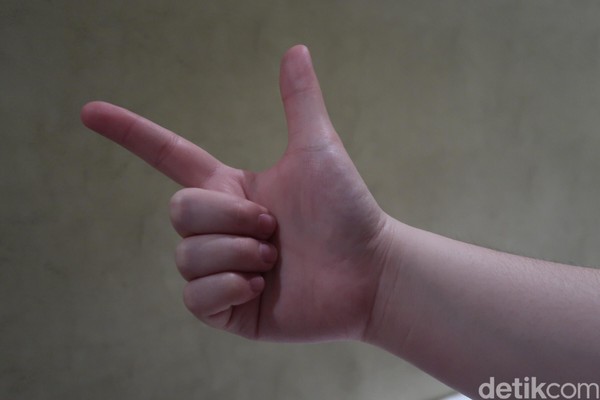 Potret Orang China Simbolkan Angka dengan Jari Tangan