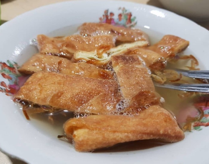 Hangatkan Badan dengan Sarapan Timlo Berkuah Gurih Ini