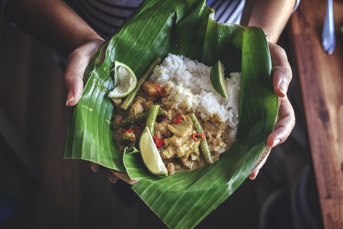Selain Praktis Ini 5 Manfaat Daun Pisang Untuk Membungkus Makanan
