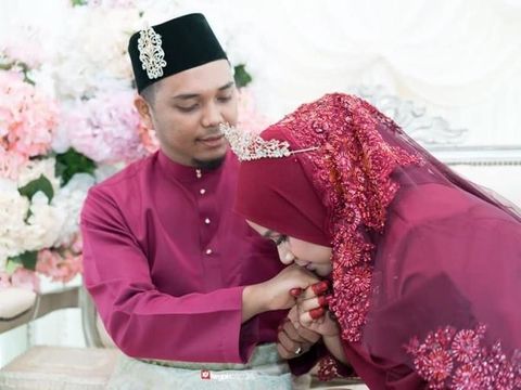 Viral, Kisah Romantis Wanita yang Bertemu Belahan Jiwa saat Naik Bus