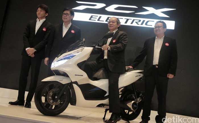 Keren! PCX Listrik Resmi Meluncur