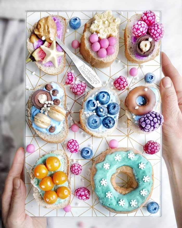 Sarapan Jadi Semangat dengan Kreasi Roti Warna-warni